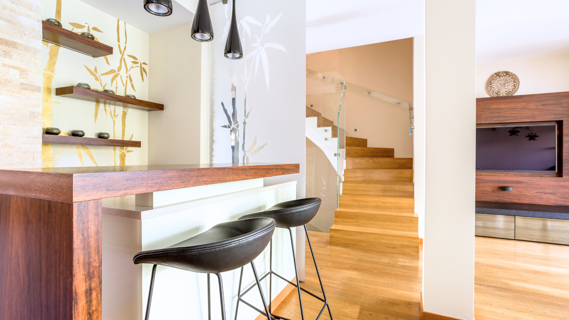 What Should I Stock in My Home Bar? A Complete Guide